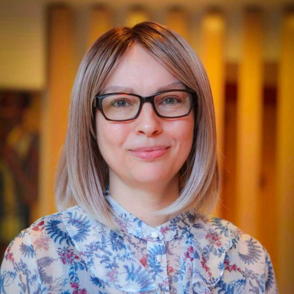 Sara Hiner - Temple Emanuel Beverly Hills